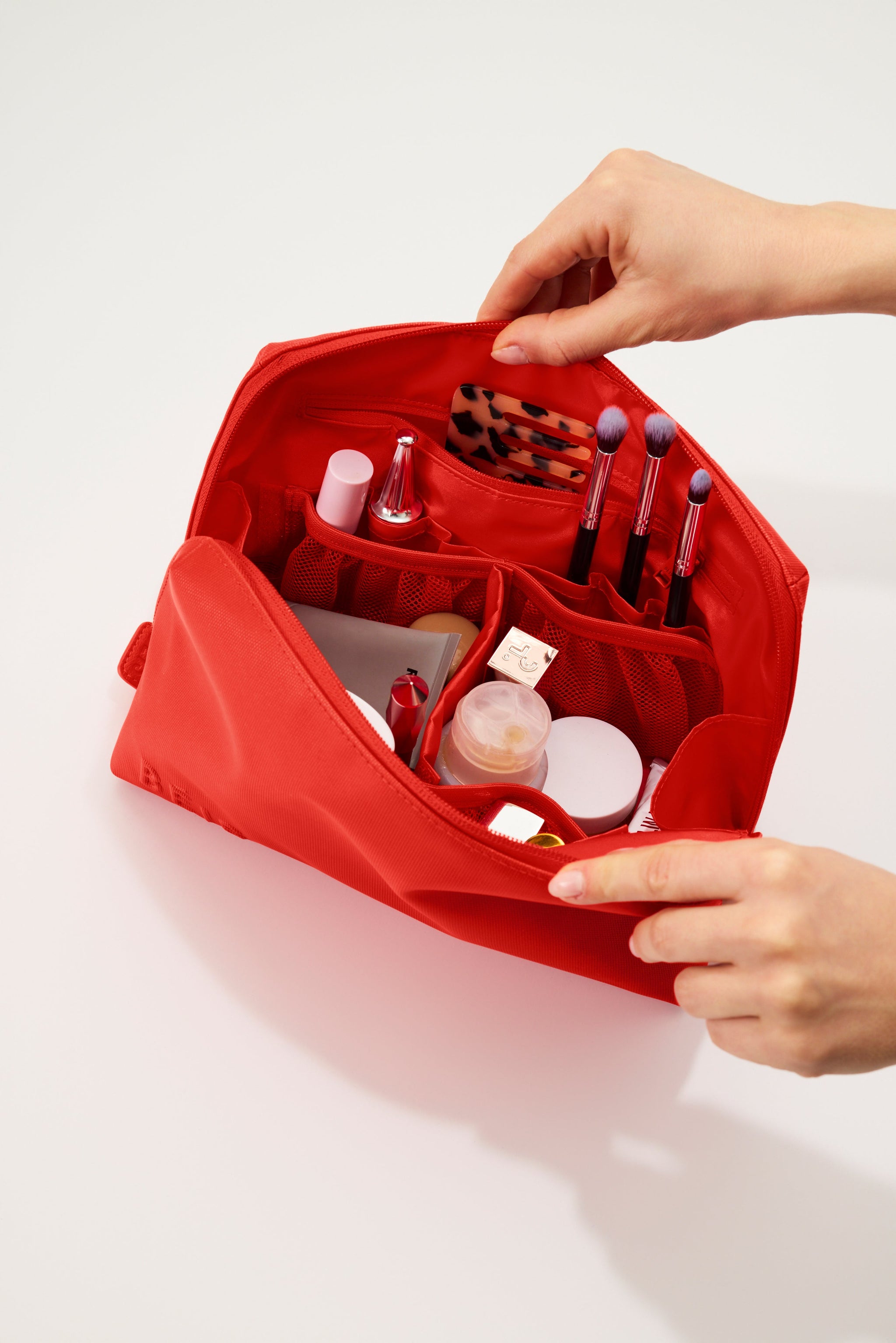 BÉIS 'The Medium Cosmetic Pouch' in Flame - Medium Cosmetic & Makeup Travel Bag with ...