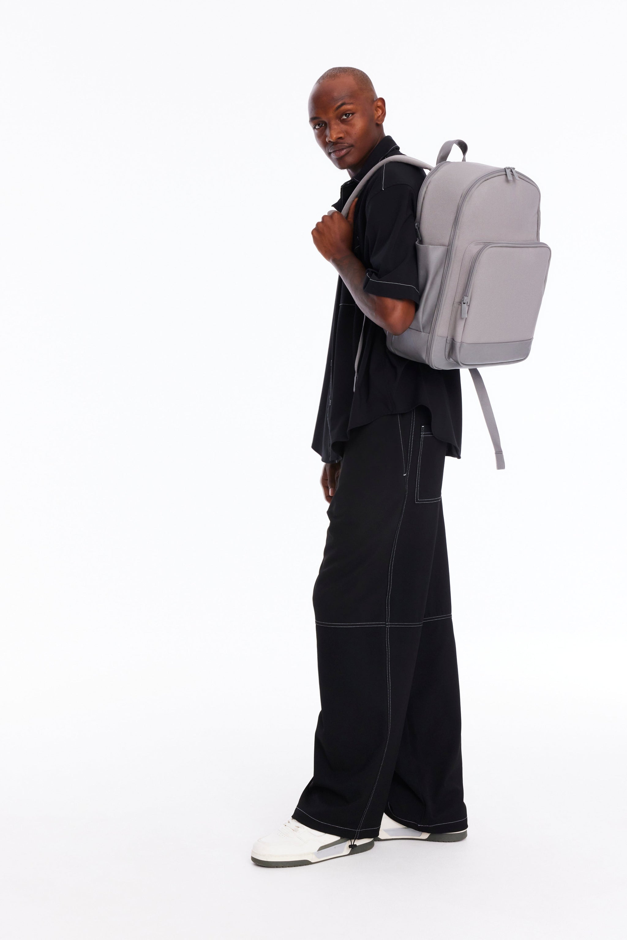 BÉIS 'The Backpack' in Gray - Gray Laptop Knapsack For Work & Travel ...