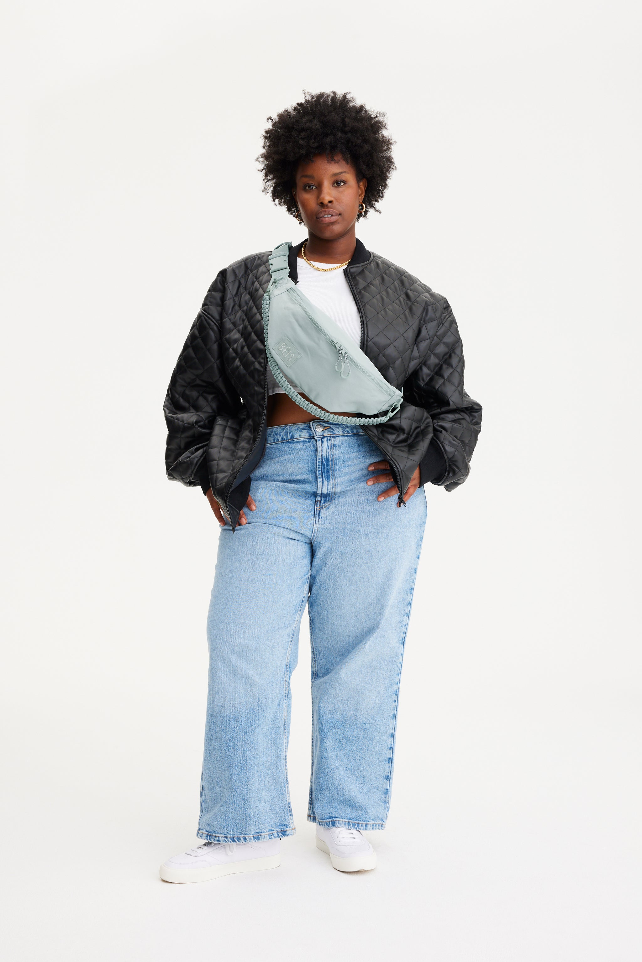 BÉIS 'The Sport Pack' in Slate - Chic, Green Belt Bag