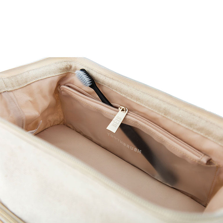 BÉIS 'The Dopp Kit' In Maple - Brown Travel Toiletry Bag & Toiletry Kit