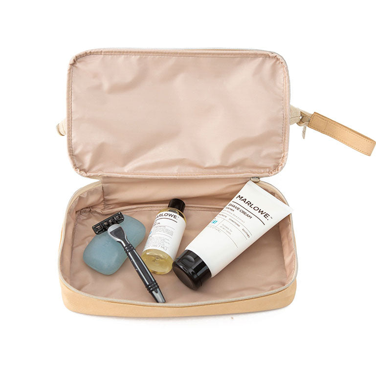 BÉIS 'The Dopp Kit' In Maple - Brown Travel Toiletry Bag & Toiletry Kit