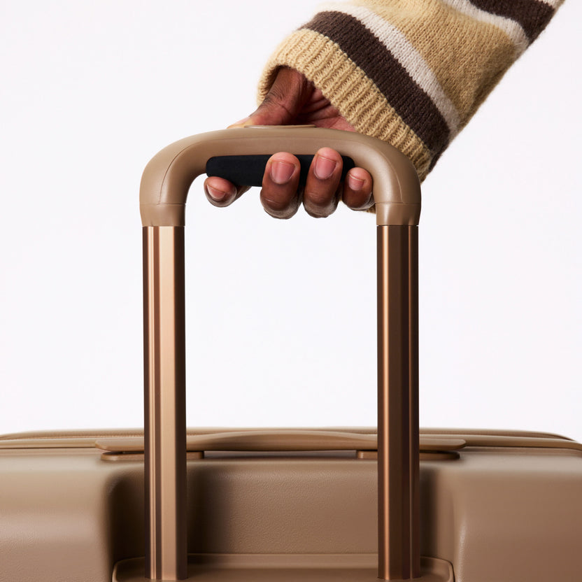 BÉIS 'The Carry-On Roller' in Camel - Carry On Rolling Suitcase ...