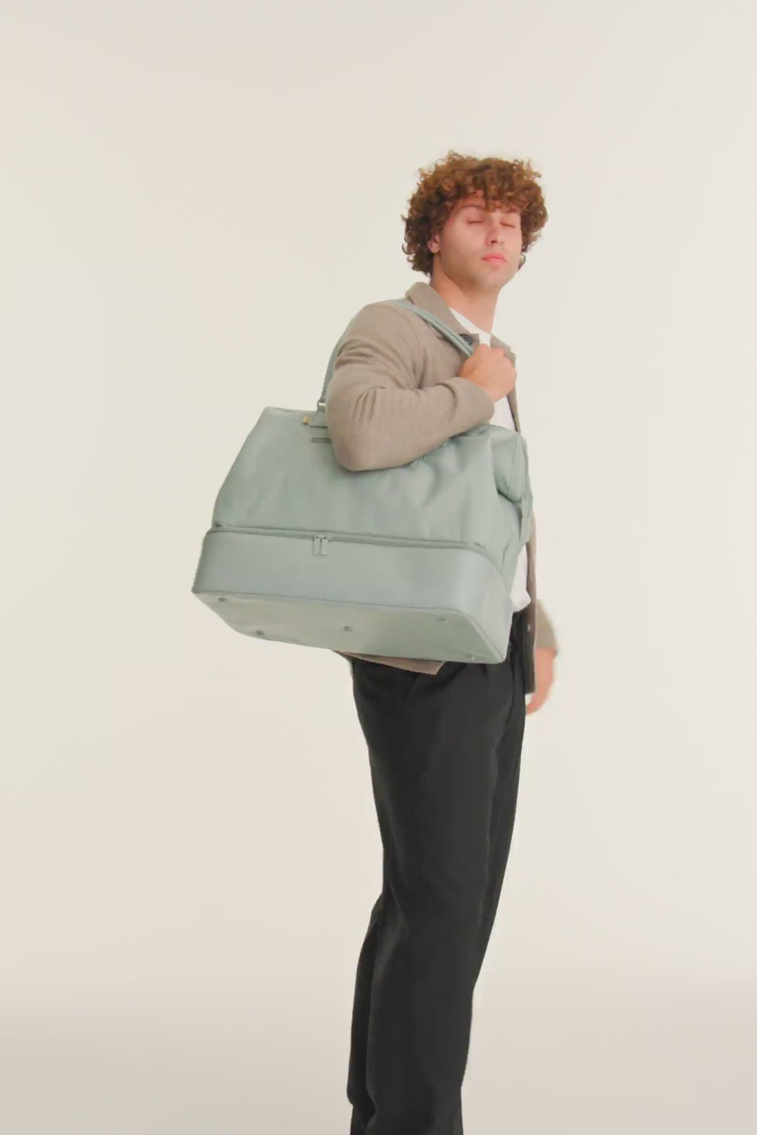 BÉIS 'The Weekender' In Slate - Overnight & Weekend Bag For Travel In ...