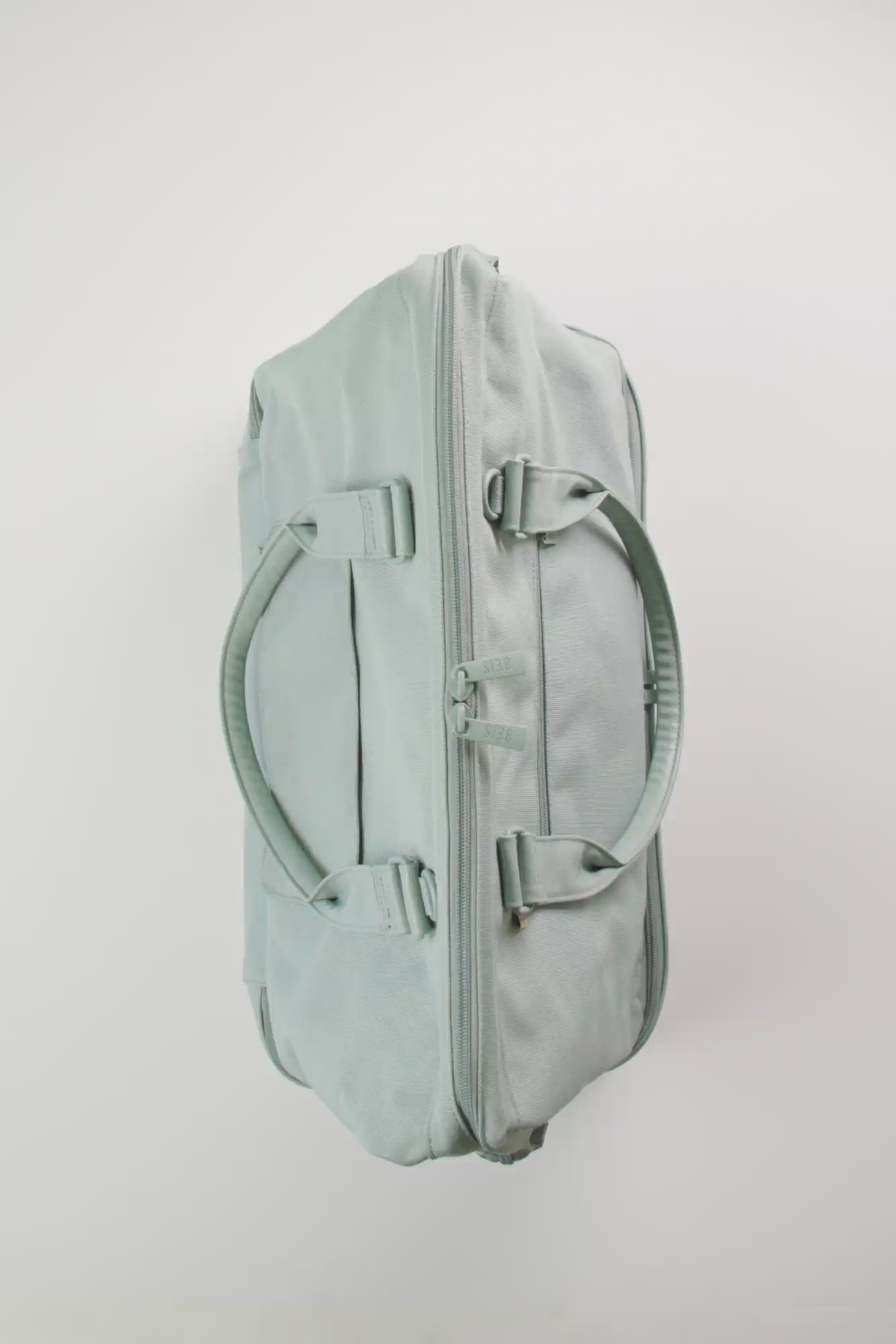 BÉIS 'The Weekender' In Slate - Overnight & Weekend Bag For Travel In ...