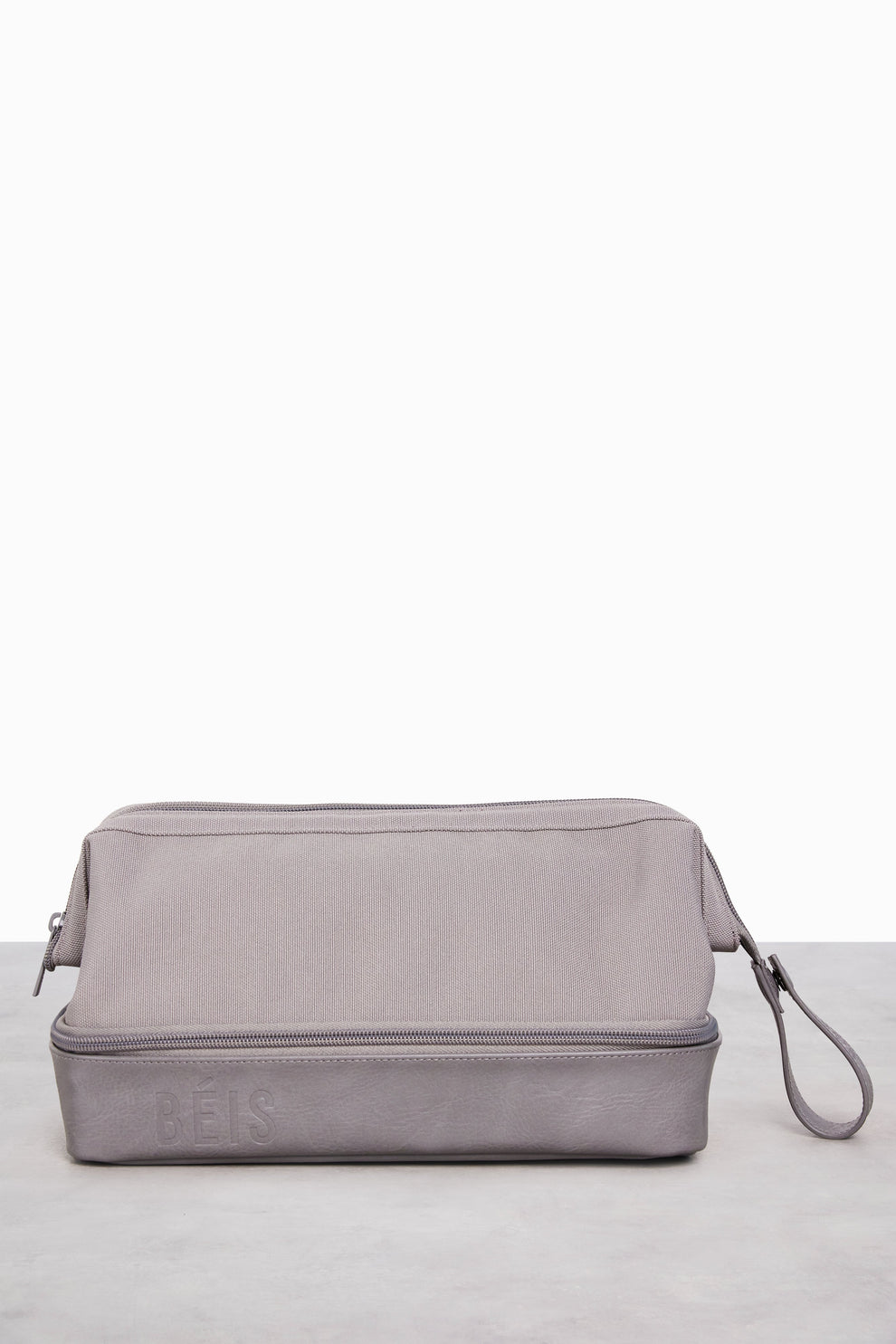 BÉIS 'The Dopp Kit' In Grey - Grey Travel Toiletry Bag & Toiletry Kit