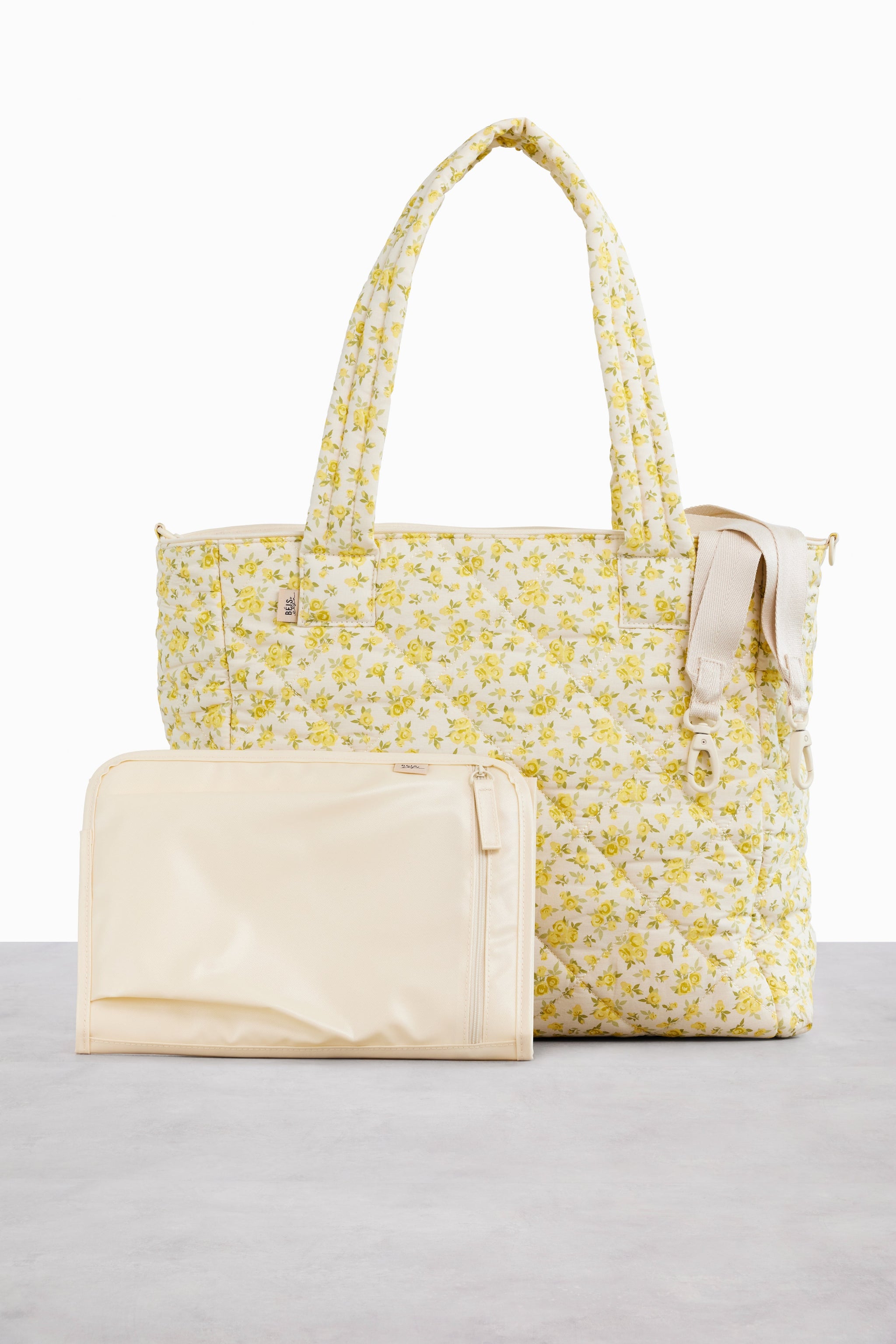 BÉIS 'The Tote' in Garden Party | BÉIS Travel CA