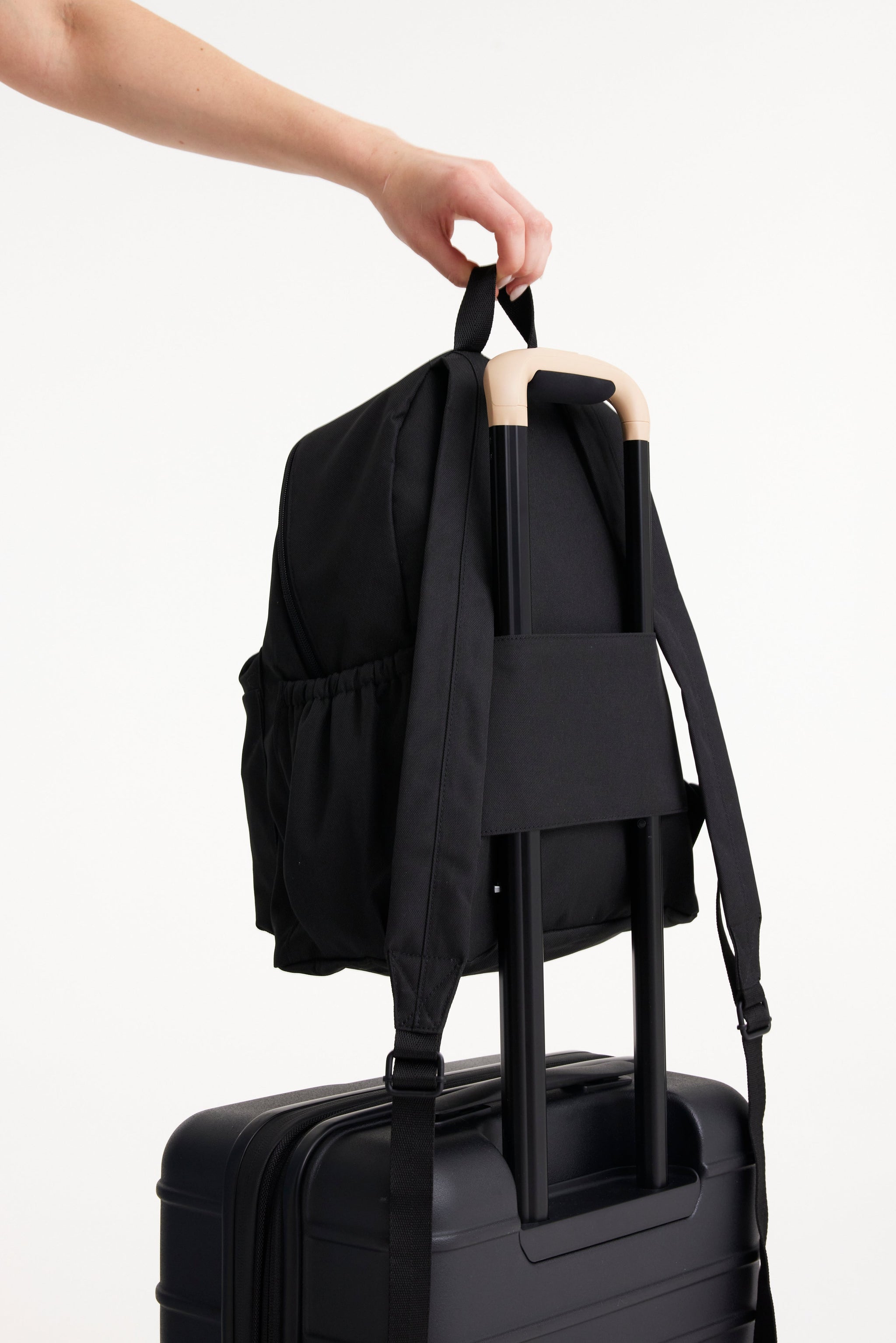 BÉIS 'The BÉISics Backpack' in Black - Backpack For Work & Travel With ...