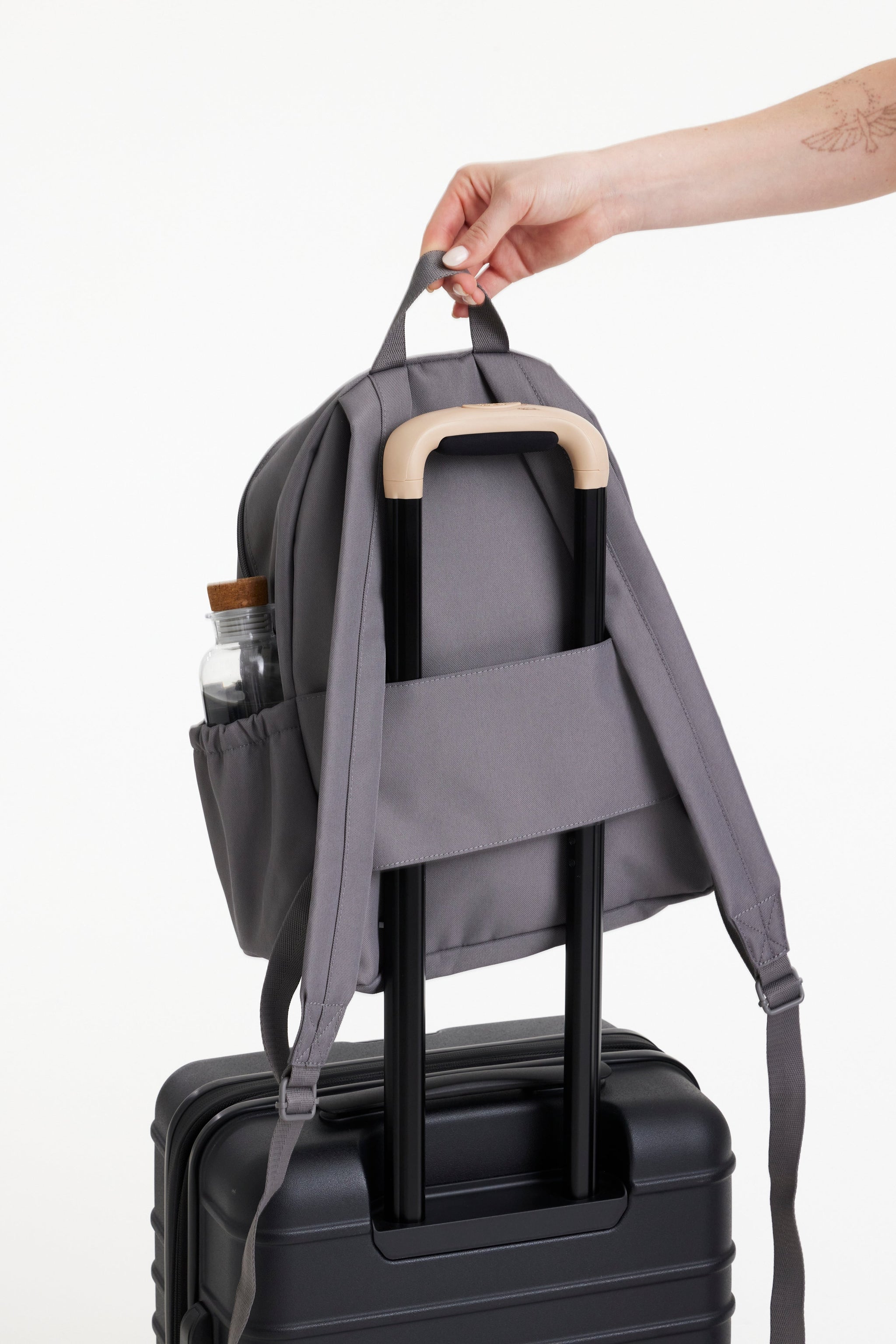 BÉIS 'The BÉISics Backpack' in Grey - Backpack For Work & Travel With ...