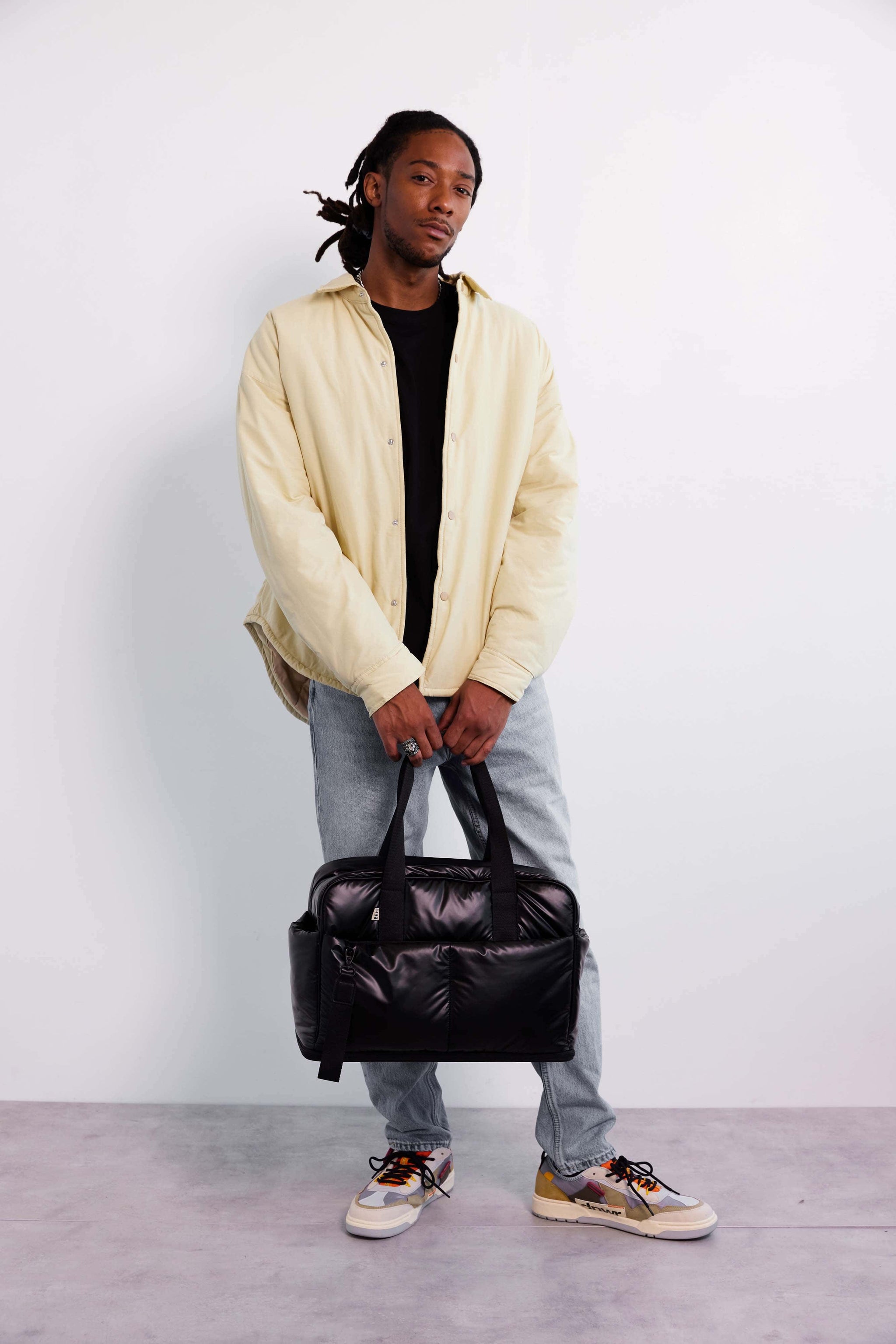 BÉIS 'The Expandable Duffle Bag' in Black | BÉIS Travel CA