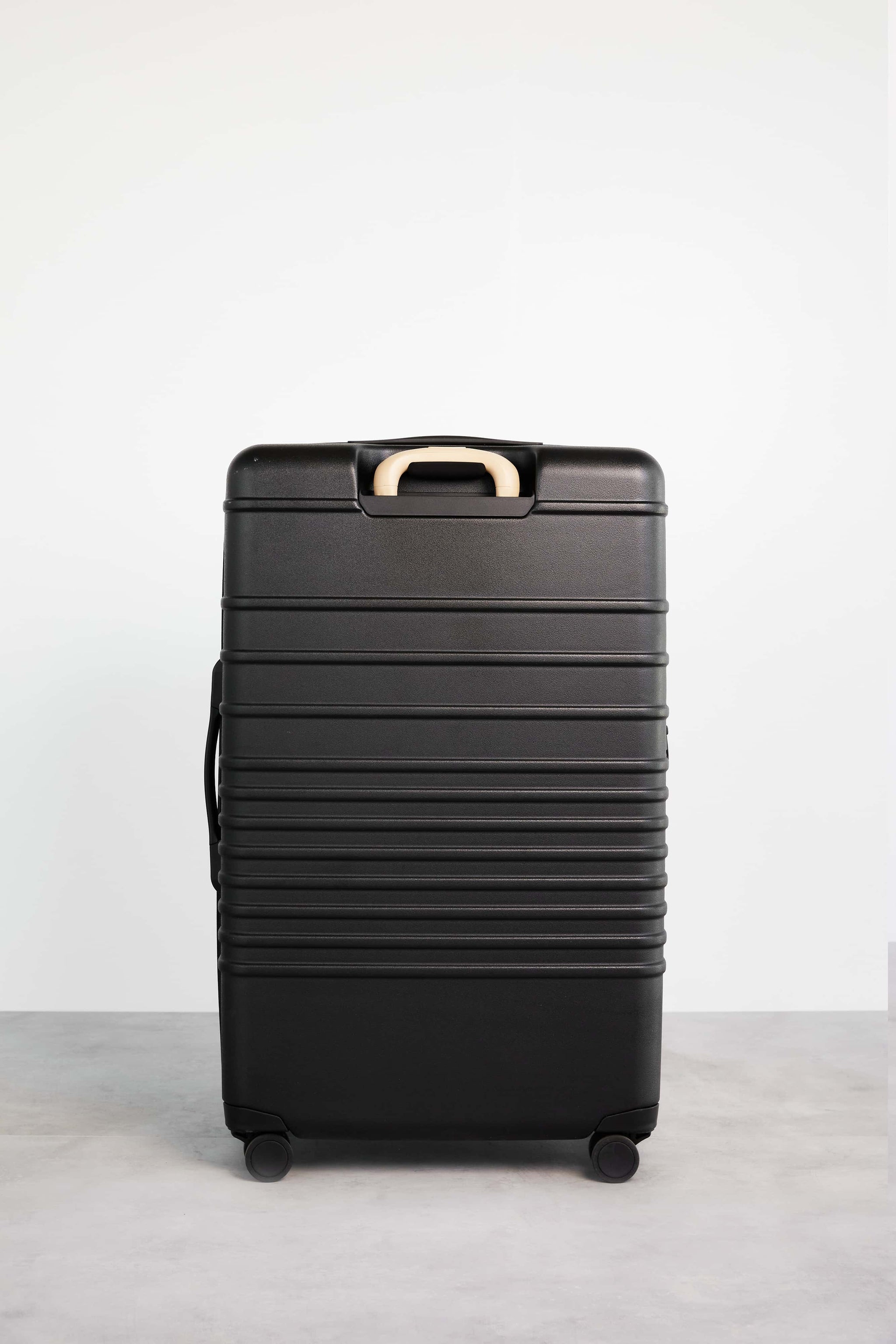 BÉIS 'The Large Check-In Roller' in Black - Back Large Checked Baggage ...