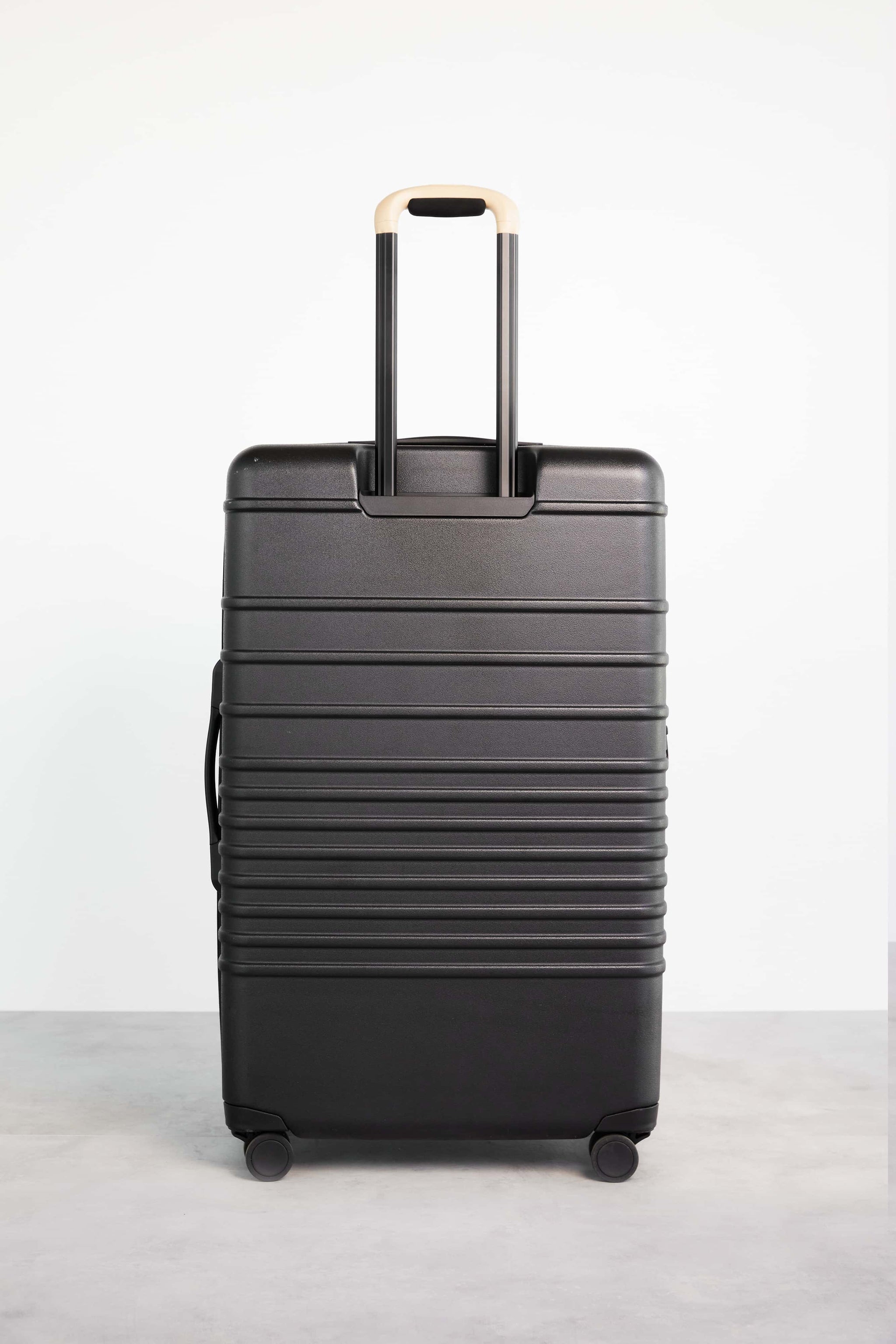 BÉIS 'The Large Check-In Roller' in Black - Back Large Checked Baggage ...