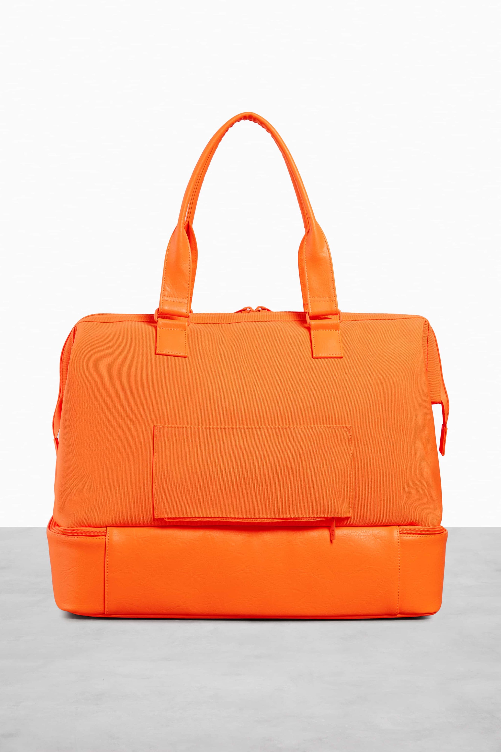 Creamsicle Weekender Bag - Orange Travel Bag & Overnight Bags | Béis Travel